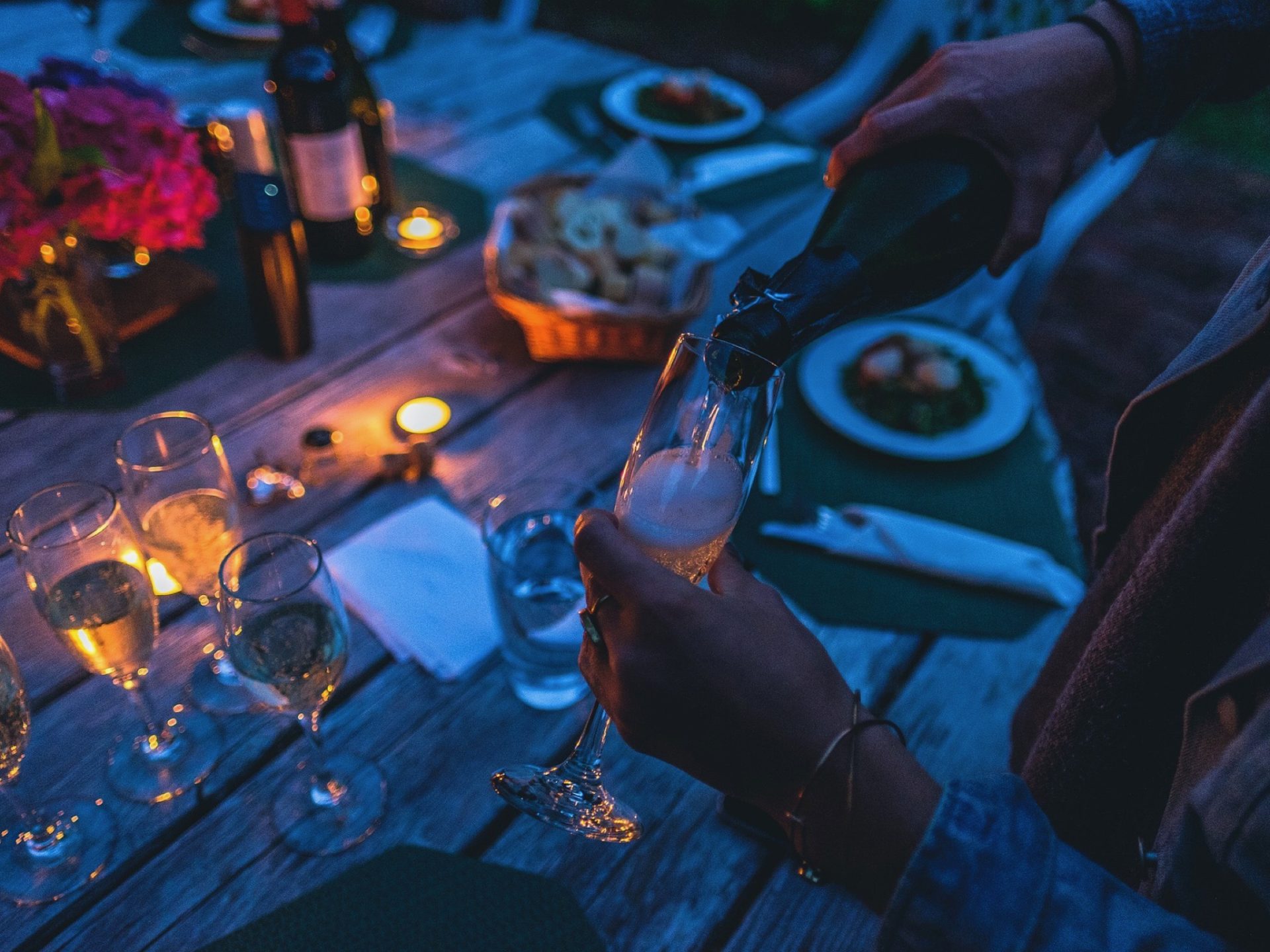 8 Eco-Friendly Party Decorations for a Green Celebration - Green That Life